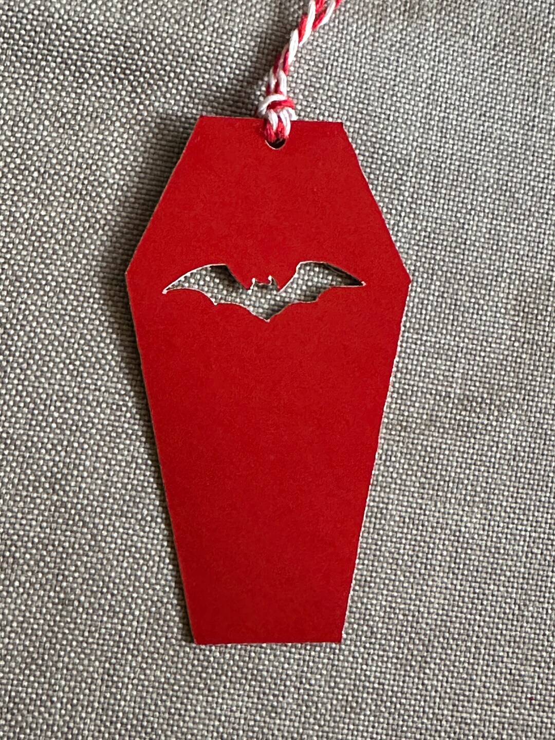 Coffin Gift Tags With Bat Cutouts for Birthdays or Christmas - Etsy