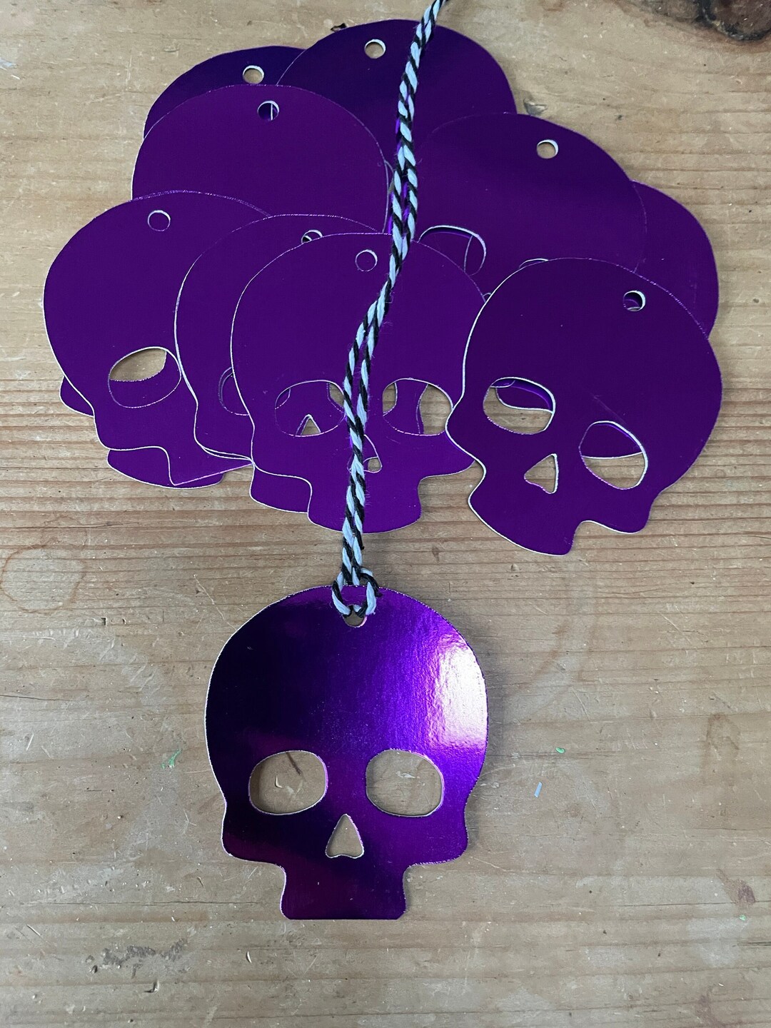 Purple Mirror Skull Gift Tags for Birthdays or Christmas Pack of 6 or ...