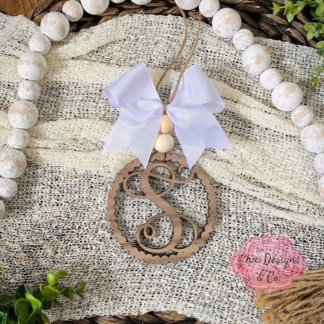 Scalloped Wooden Monogram Car Charm W/ White Bow, Monogram Car Charm ...