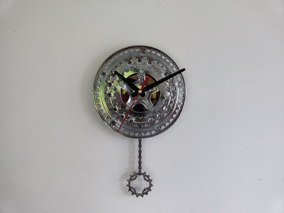 Bicycle Gear Clock, Pendulum Bike Clock, Steampunk Clock, Clock Art ...