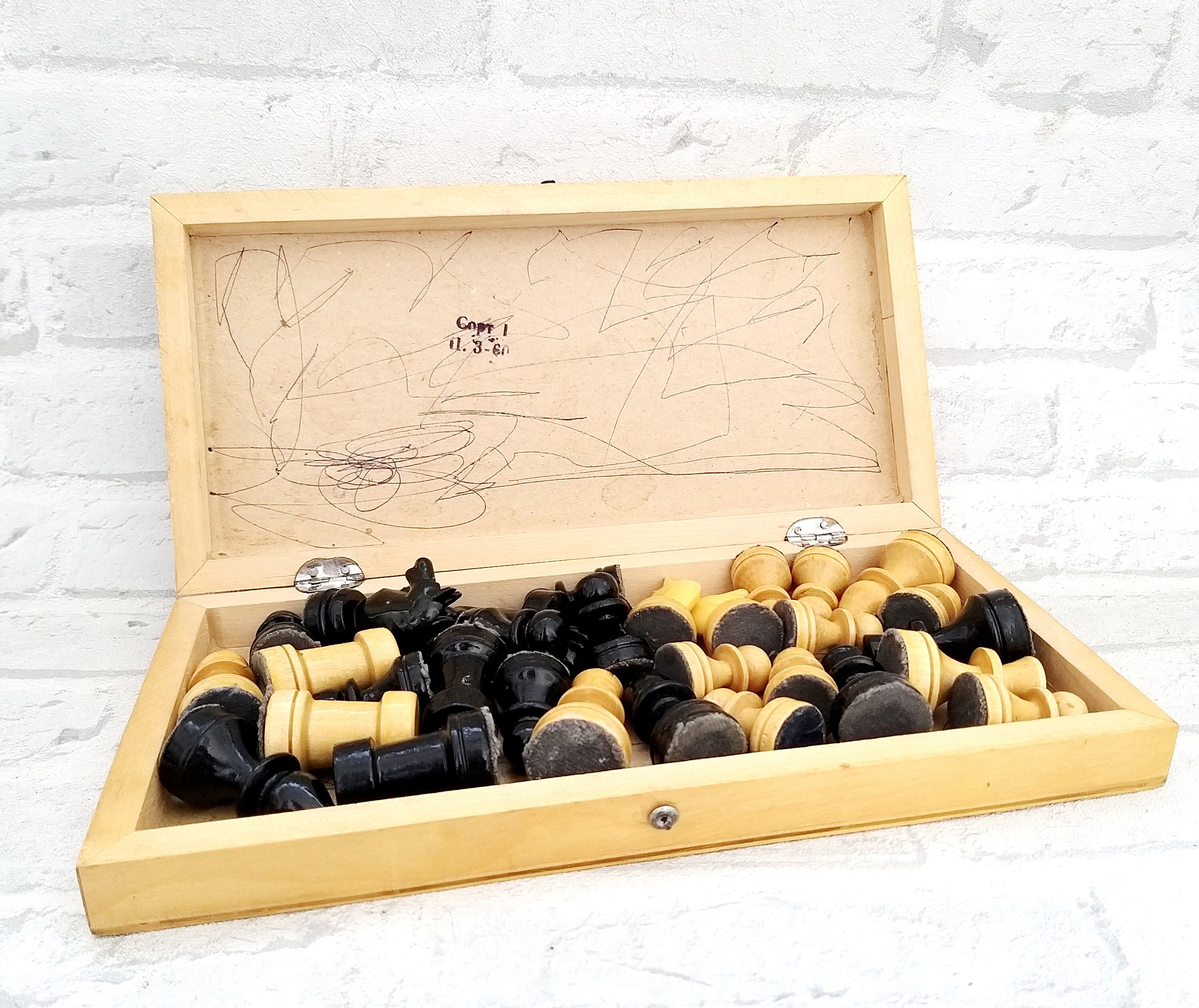 Vintage Chess Set Chess Pieces Wood Chess Vintage Chess Pieces Wooden ...