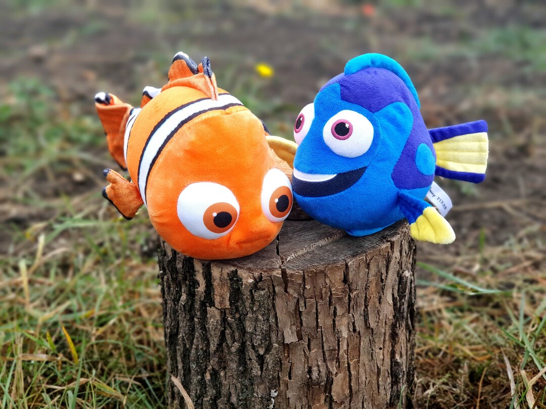 Disney Store Stuffed Nemo Plush Toys 12" Fish Plush Toys Vintage Dory ...