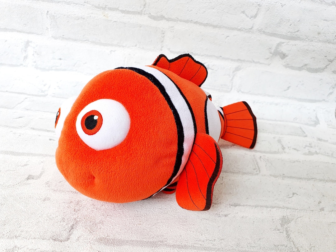Disney Store Stuffed Nemo Plush Toy 10.5" Stuffed Fish Plush Toys ...