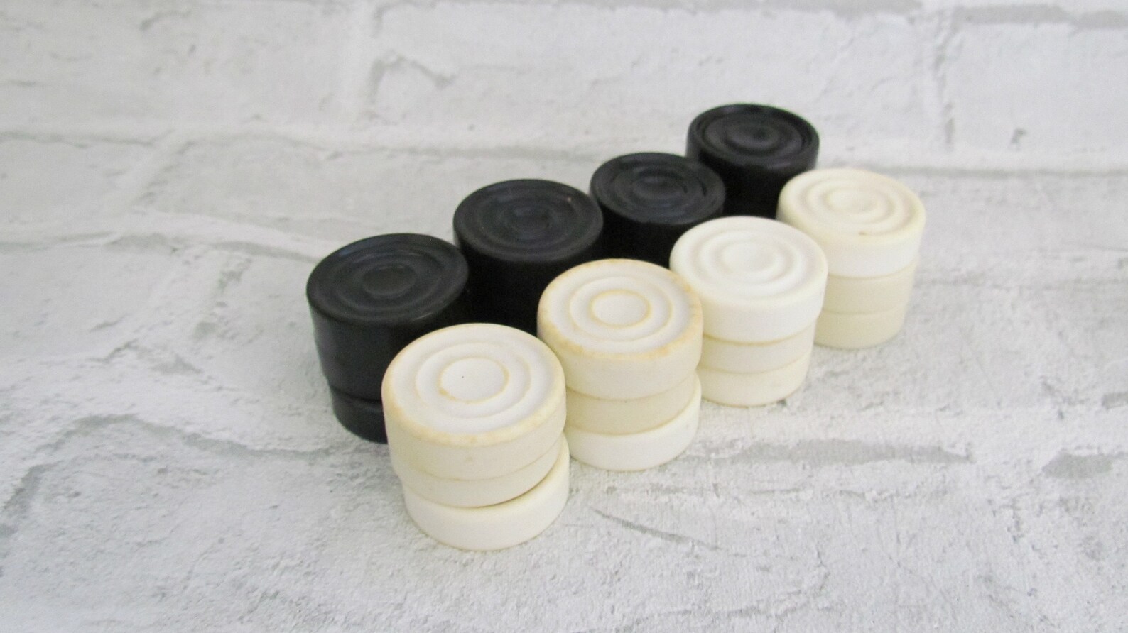 Checkers Vintage Board Games Vintage Plastic Checkers Game Pieces ...