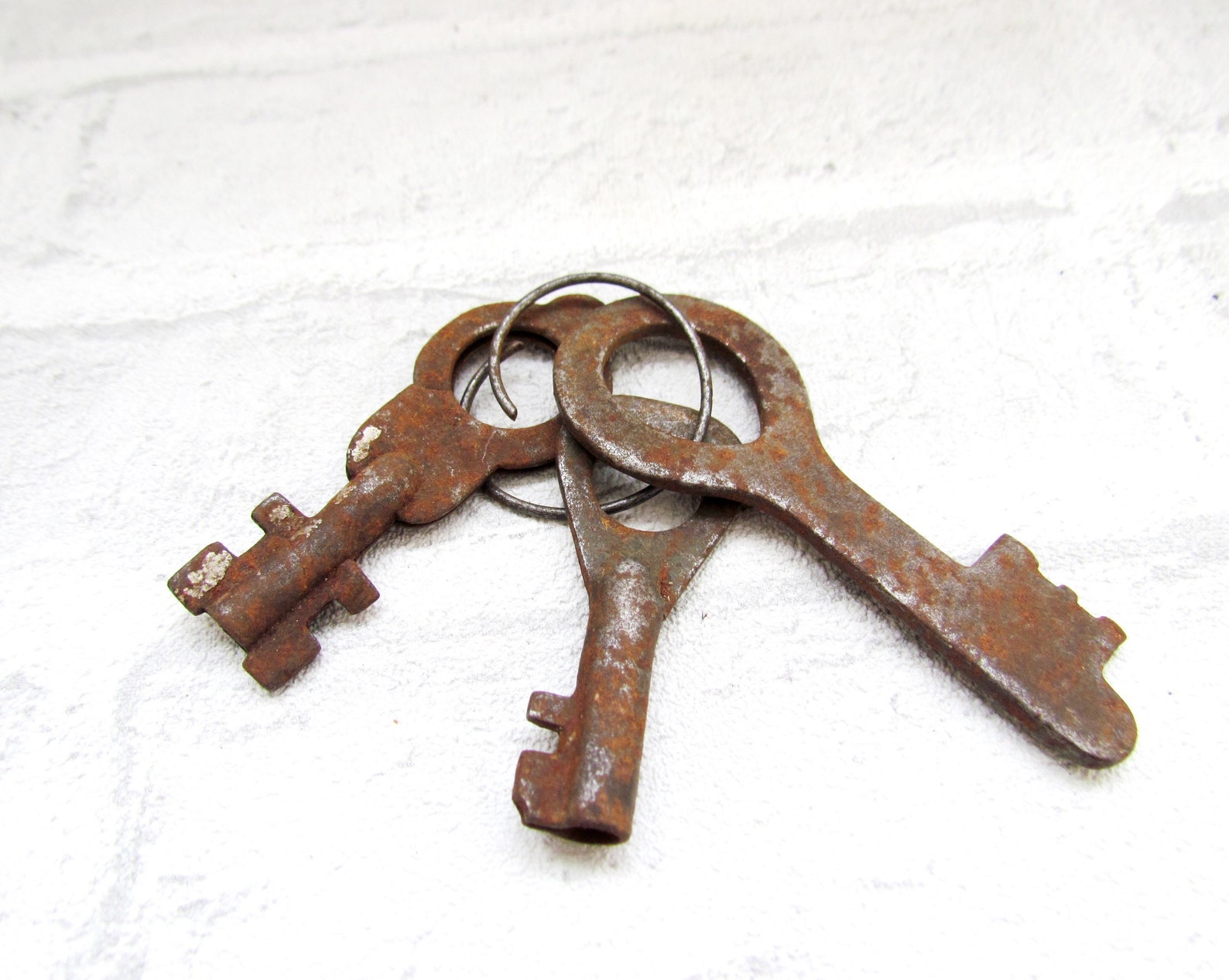 Key Vintage Skeleton Key Old Key Key to the Castle Antique Key - Etsy