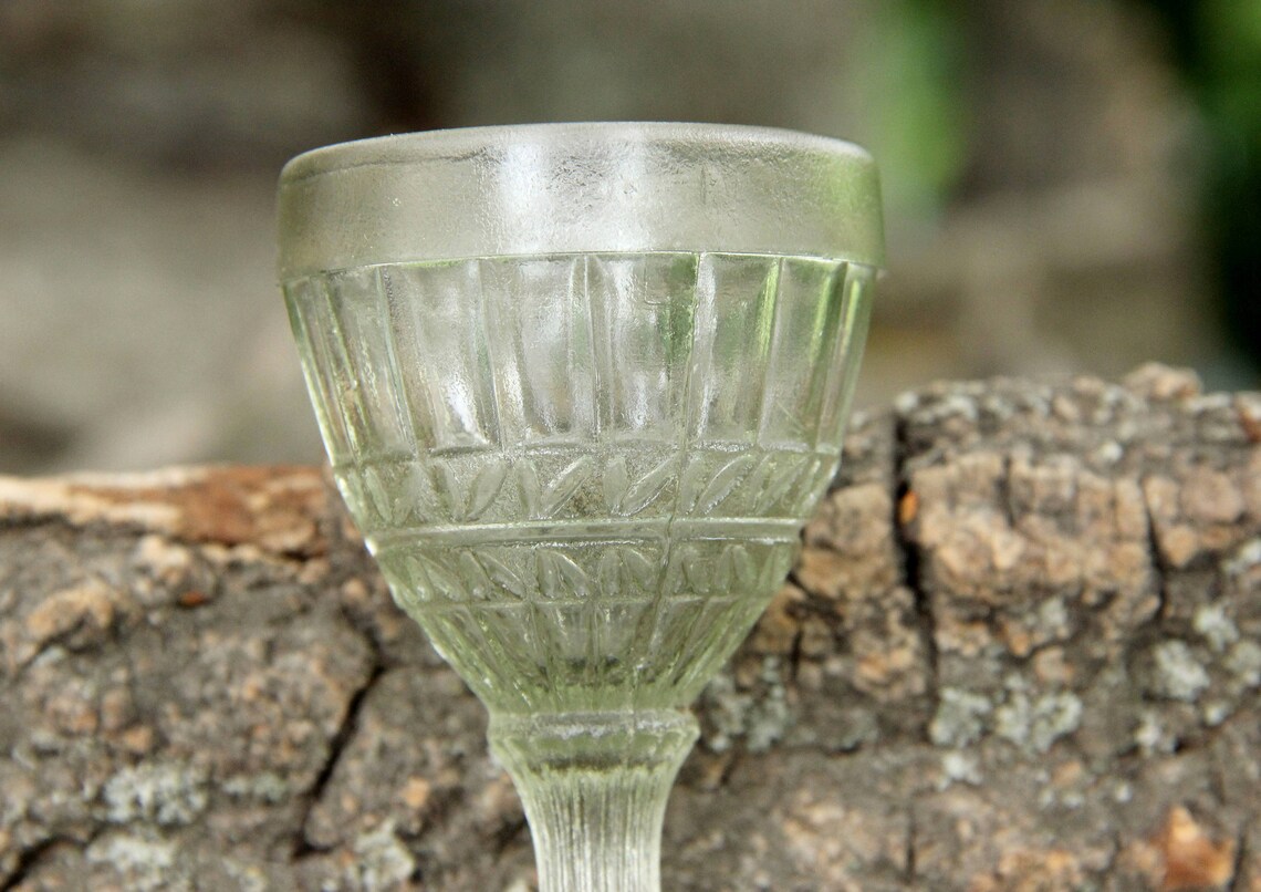 Set of 3 Small Drinking Cups Collectible Drinkware Vintage - Etsy