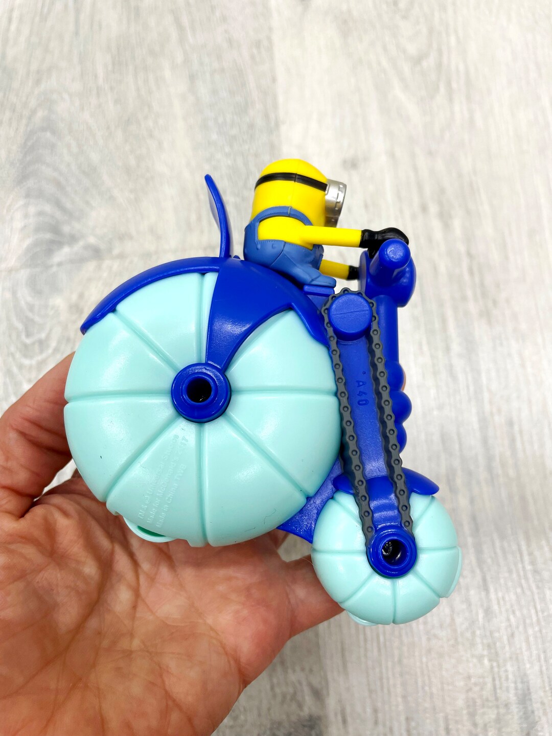 Plastic Minion Figure 4.5 Mcdonalds Happy Meal Minion Toys Vintage ...