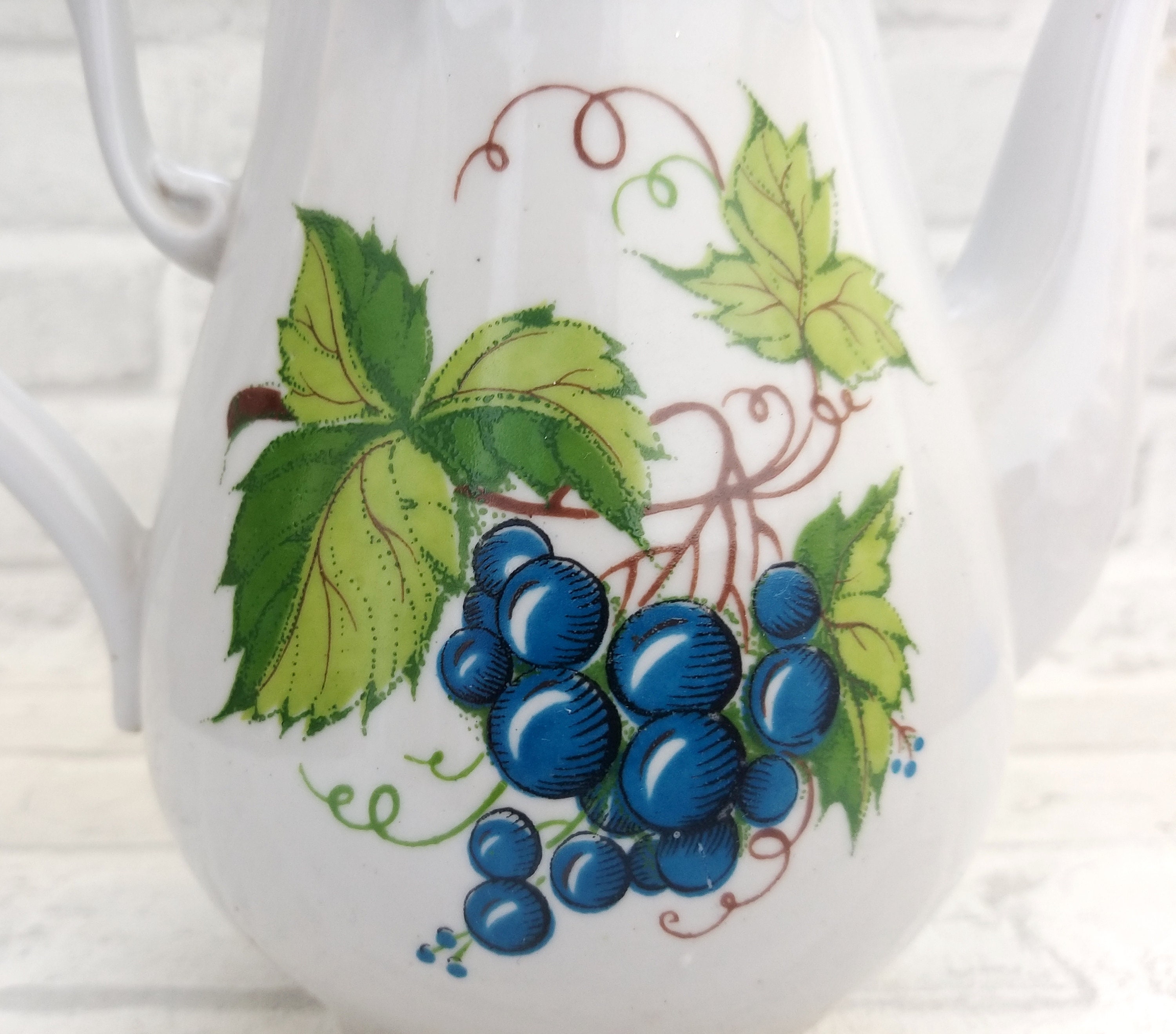 31 Oz Tea Lovers Gift Grape Print Teapot Hall Pottery Porcelain Retro ...