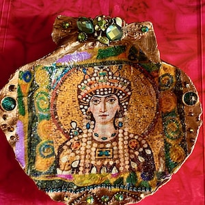 Theodora Clam Shell, Byzantine Theodora Jewelry Dish, Painted Shell ...