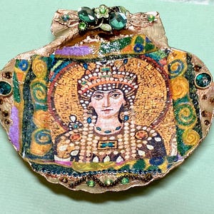 Theodora Clam Shell, Byzantine Theodora Jewelry Dish, Painted Shell ...
