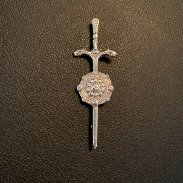 Kilt Pin Brooch - Etsy UK