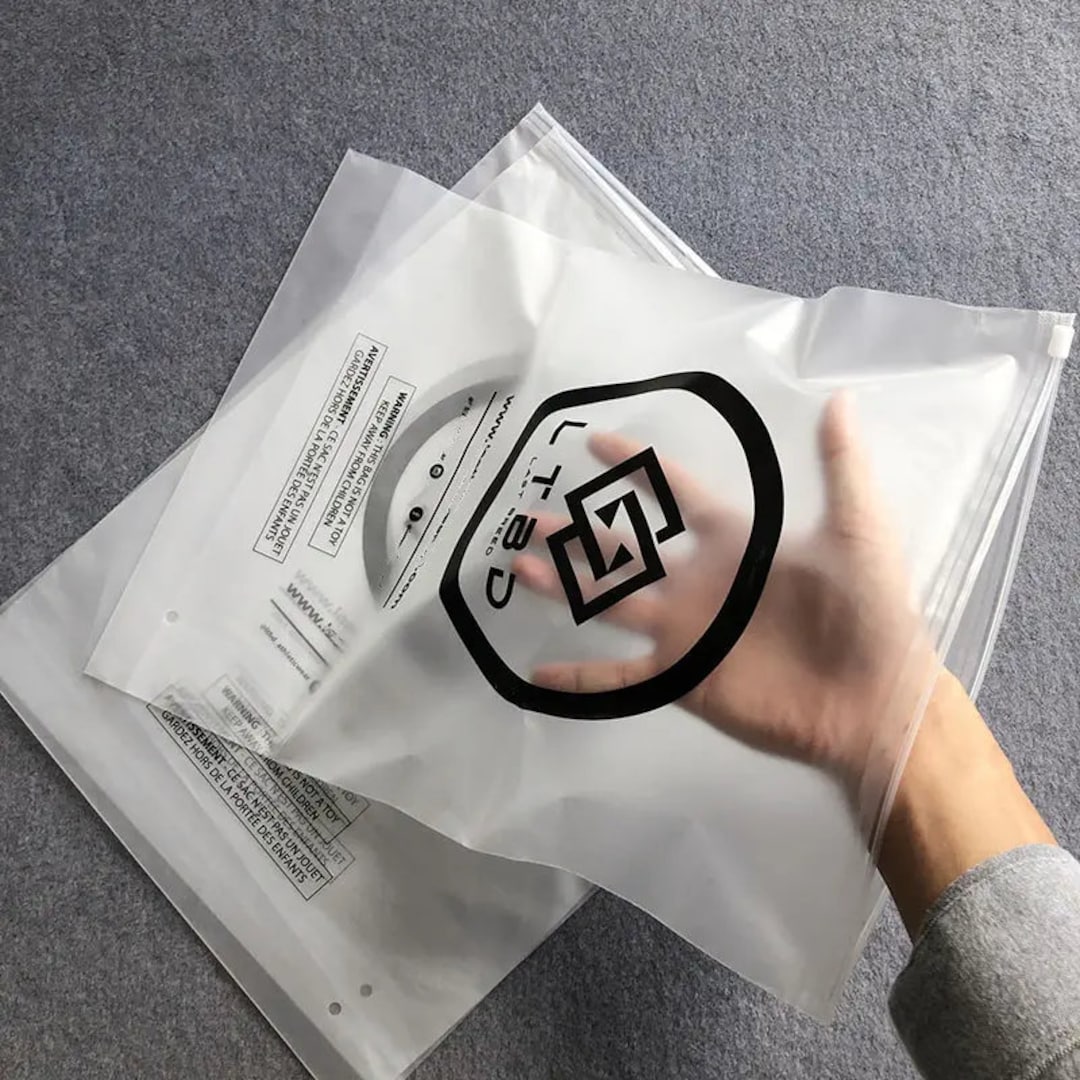 Custom Frosted Zipper Bags, Clear Zipper Bag, High Quality Clothes ...