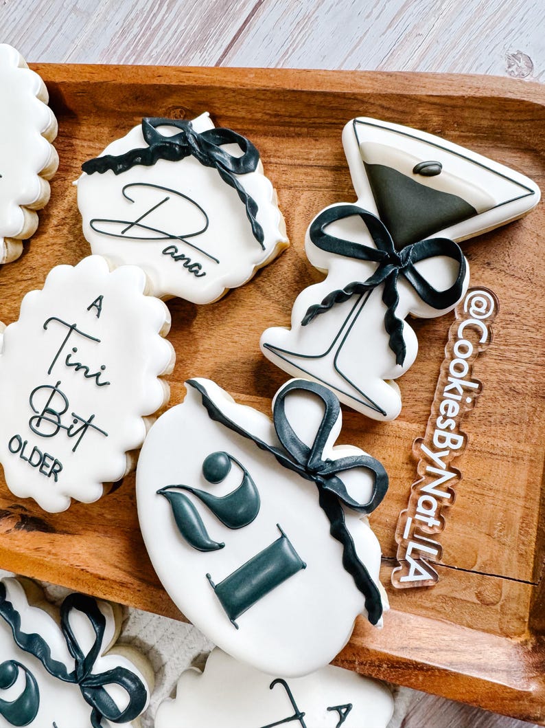 Martini Glass Bow Cookie Cutter - Etsy