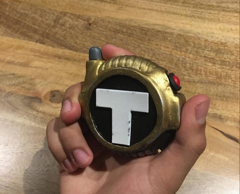 Teen Titans Communicator Prop Replica - Etsy
