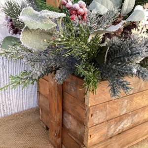 Winter Snowflake Arrangement in Tote~primitive Holiday Decor~rustic ...