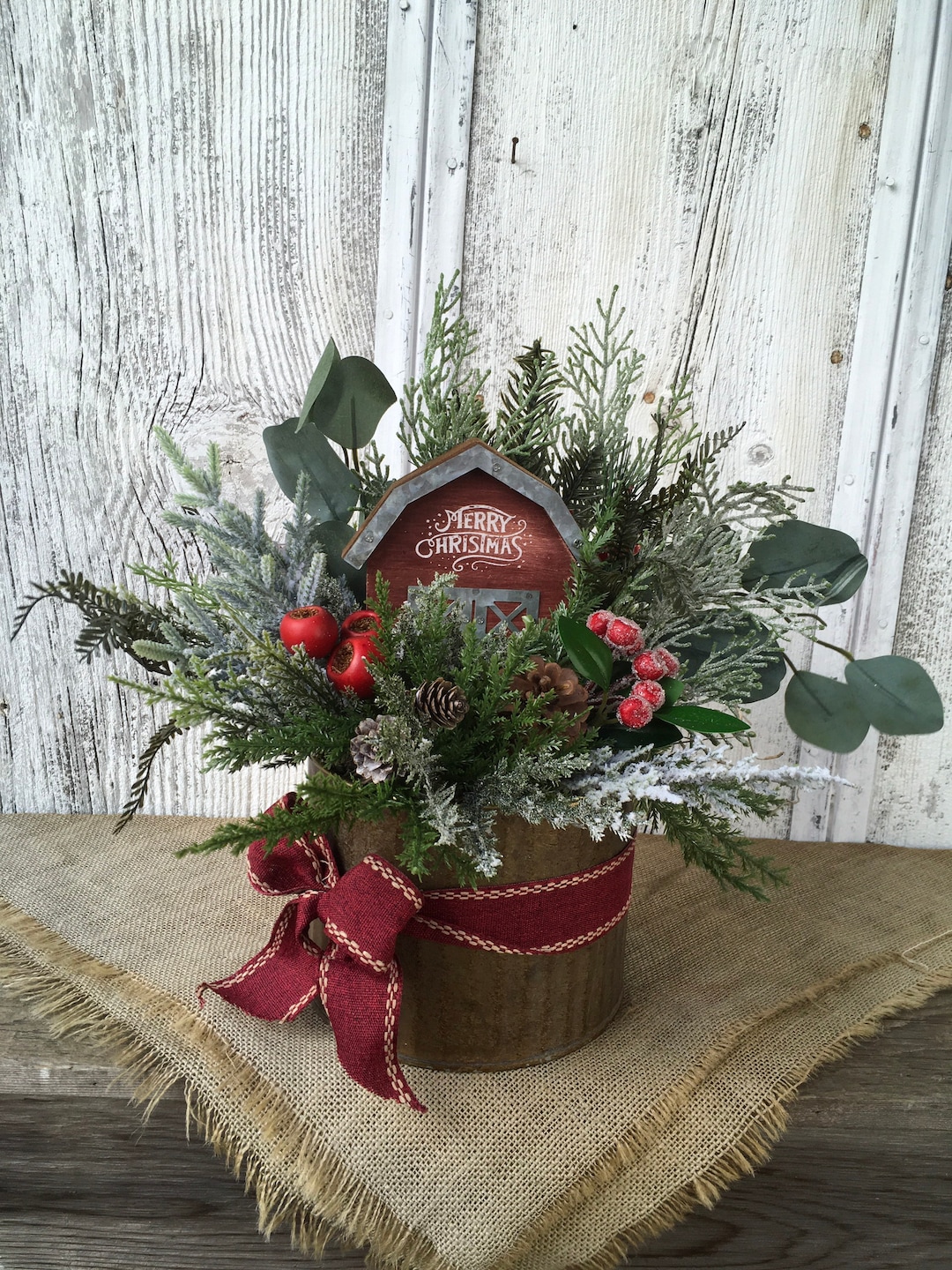 Merry Christmas Barn Arrangement~primitive Christmas Centerpiece~rustic ...