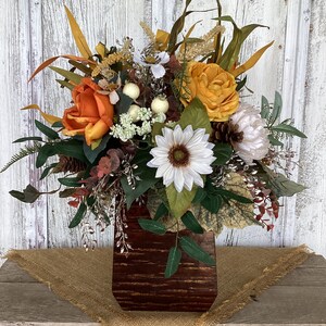 Earth Tone Vase With Floral Arrangementsummer Floral ...