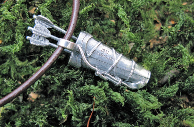 Sterling Silver Quiver Pin Badge: Archer's Jewelry - Etsy UK