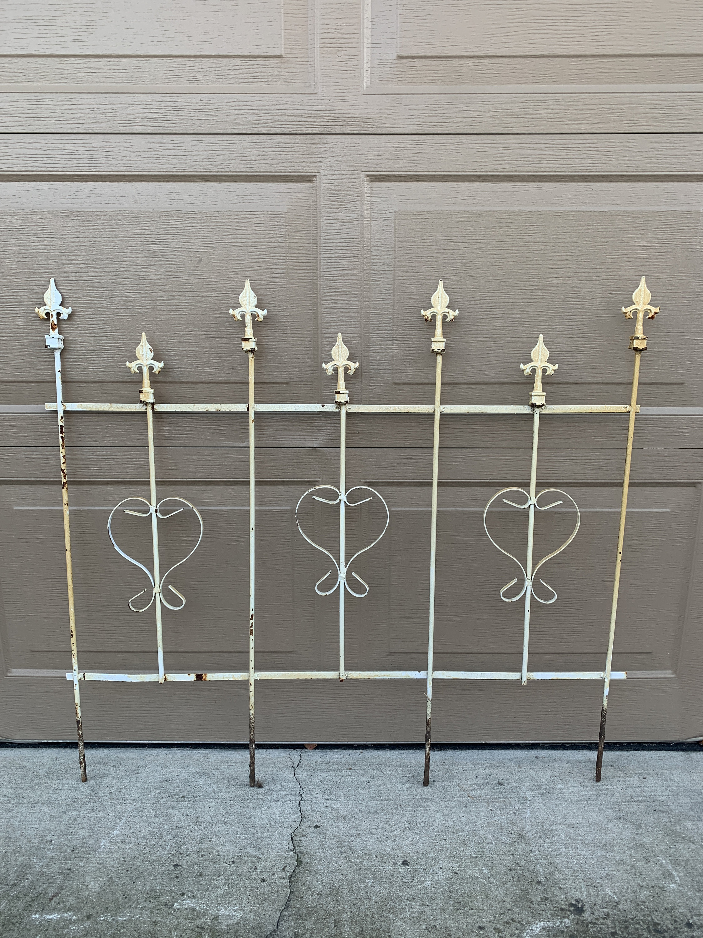 Vintage Fleur De Lis Wrought Iron Garden Trellis - Etsy