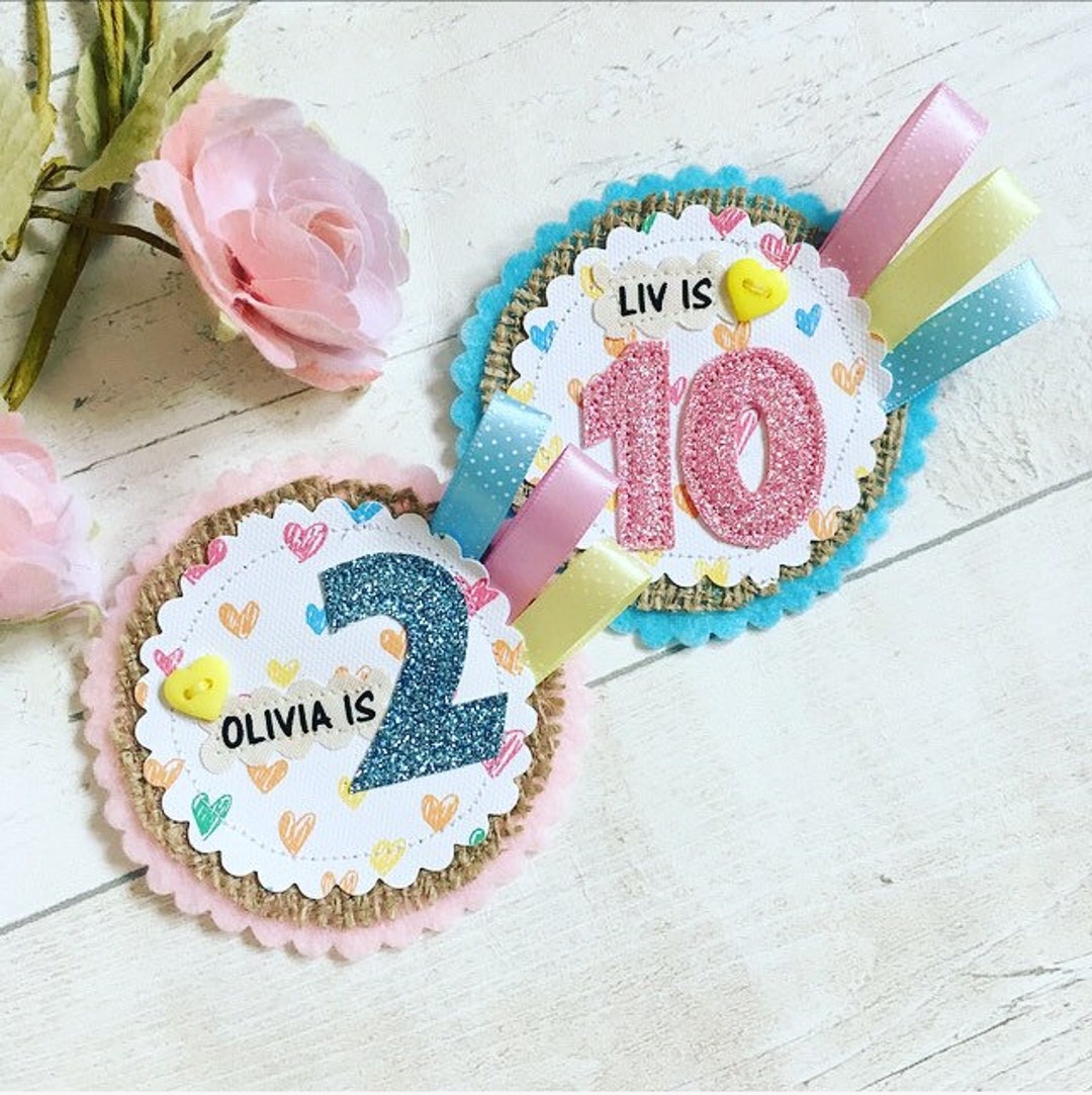 Girls Birthday Badge hearts Design, Birthday Party Badge, Personalised ...