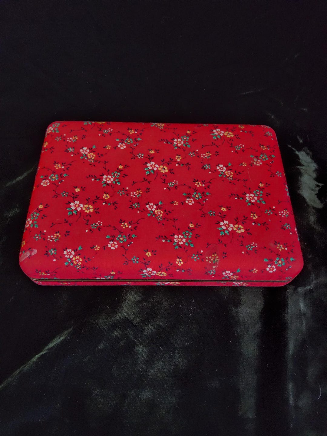 Vintage Floral Red Material Fabric Jewellery Box. 18.5cm Wide by 13cm ...