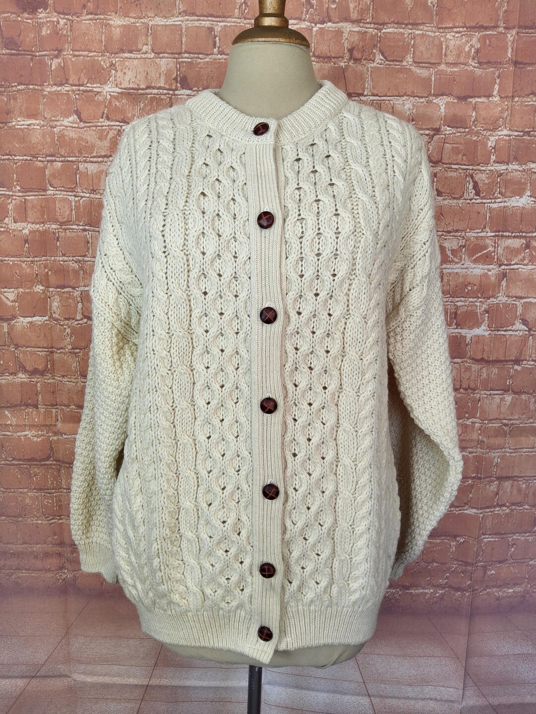 90s Women's Highland Home Industries Pure New Wool Knitted Cream Aron ...