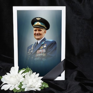 Funeral Portrait Photo, Memorial Picture of Loved One, Funeral Service ...