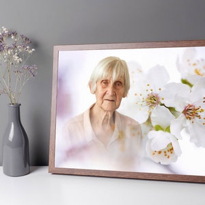 Funeral Portrait Photo, Memorial Picture of Loved One, Funeral Service ...
