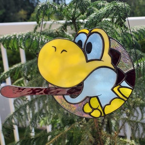 Yoshi Stained Glass Suncatcher | Handmade Nintendo Inspired Window Art ...