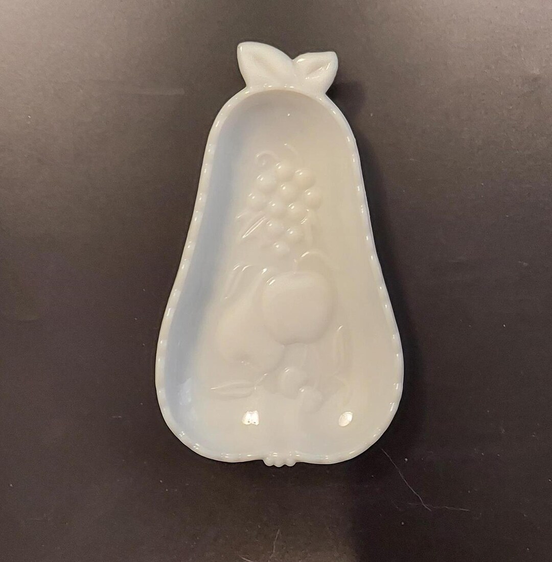 Hazel Atlas Pear Candy Dish - Etsy