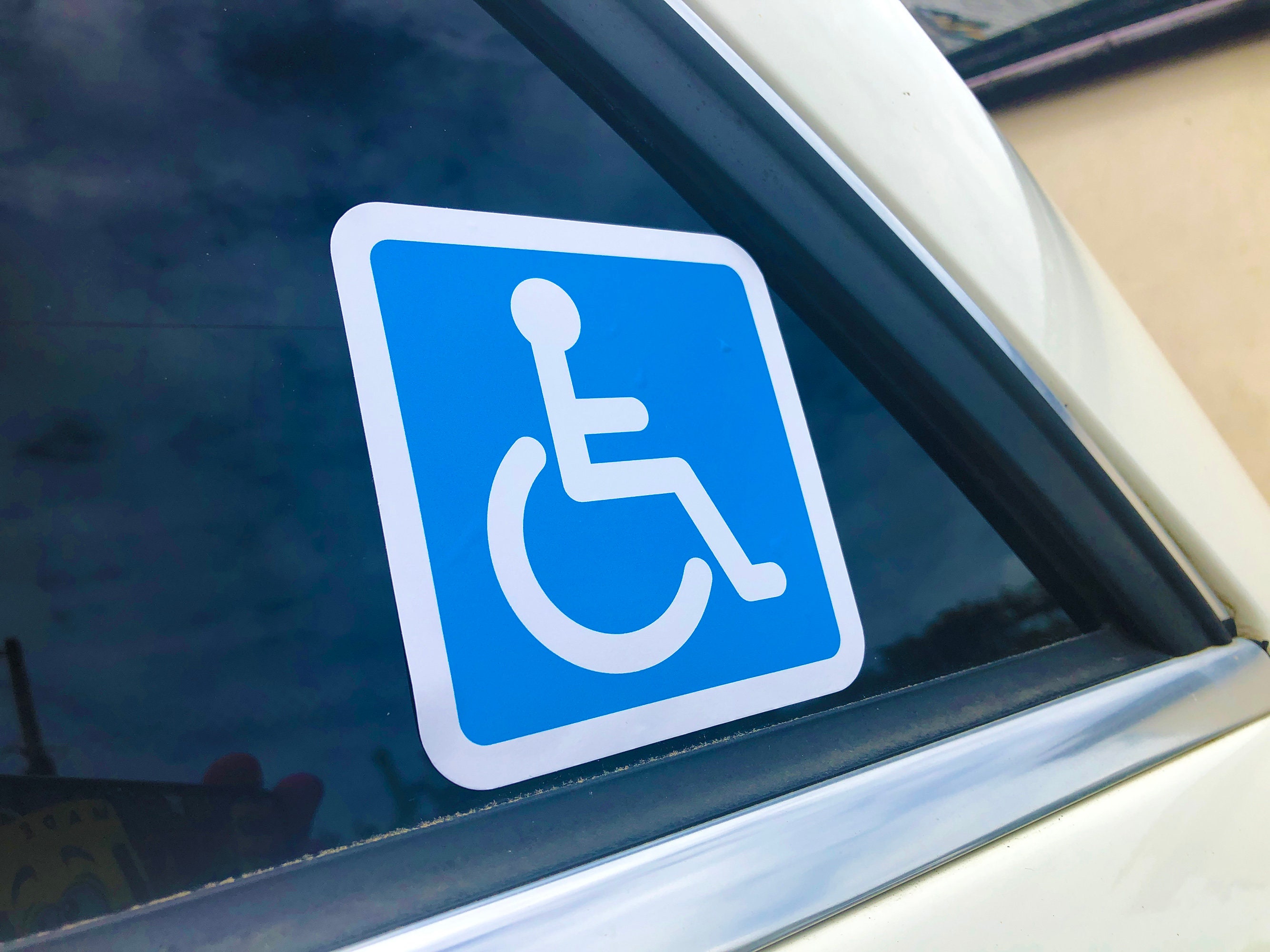 Handicap Car Logo