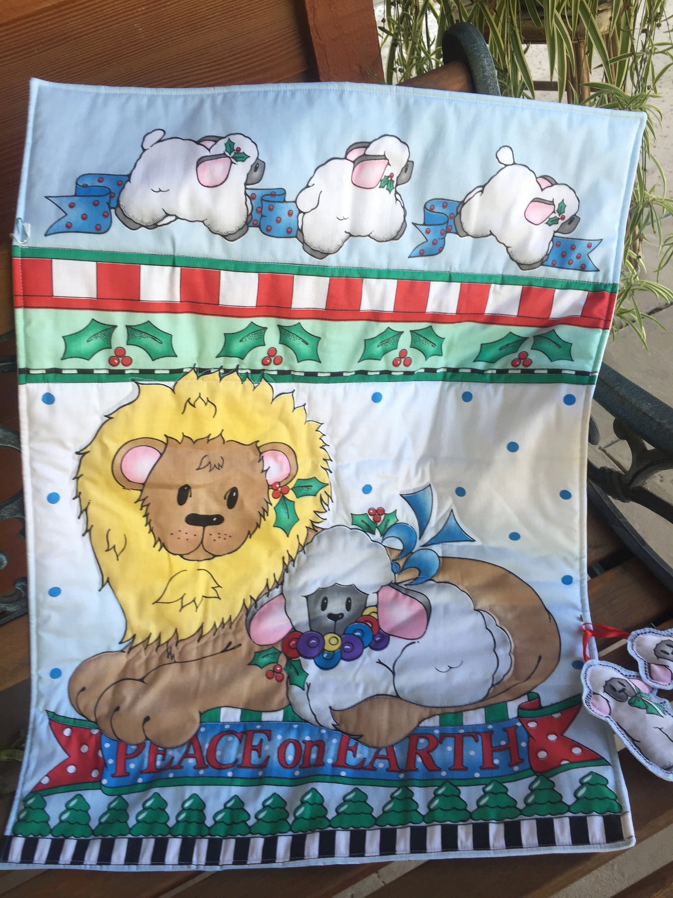 Peace Lambs & Lion Christmas Baby Quilt - Etsy