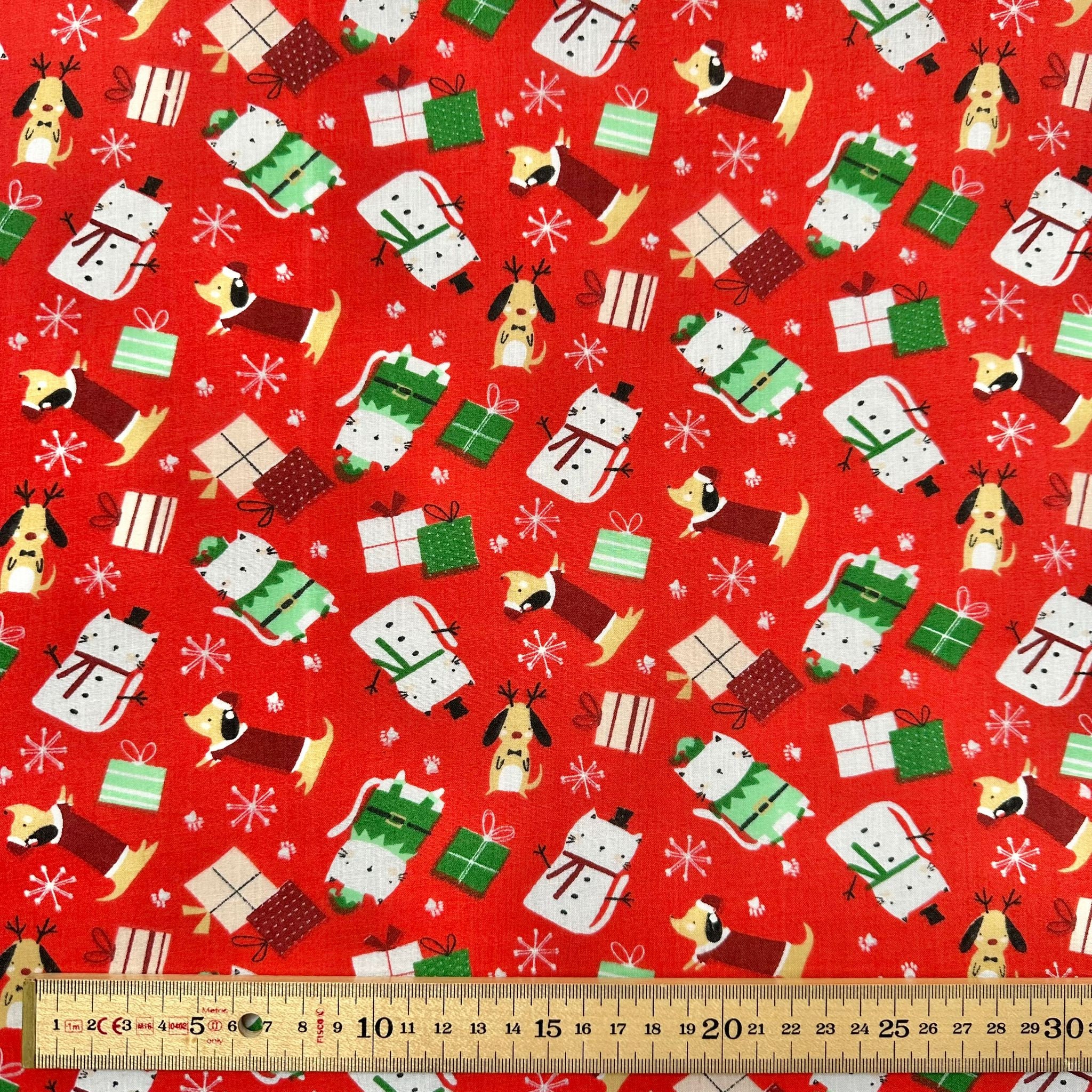 Christmas Polycotton Fabric Material Sold by the Metre 4 Patterns 114cm ...