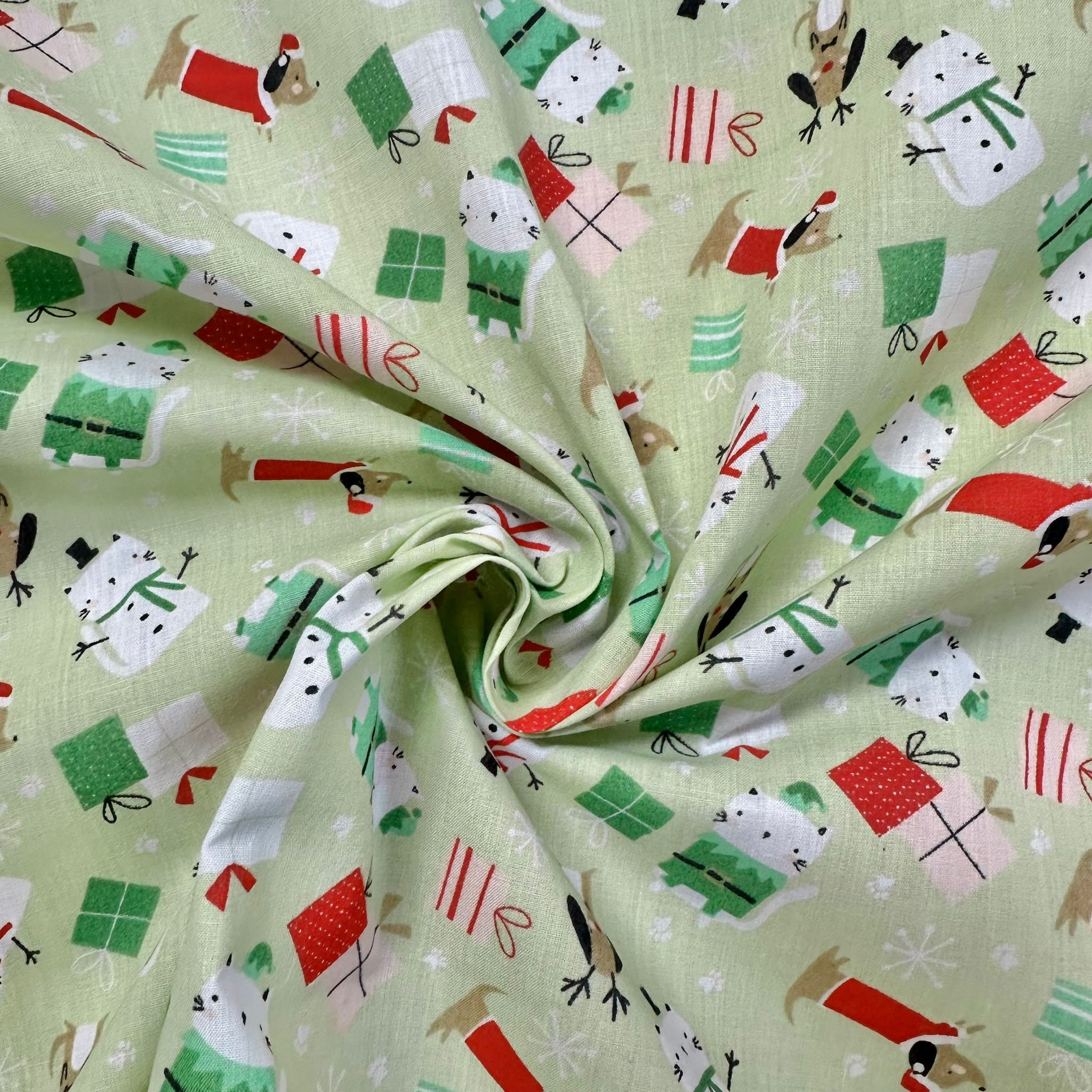 Christmas Polycotton Fabric Material Sold by the Metre 4 Patterns 114cm ...