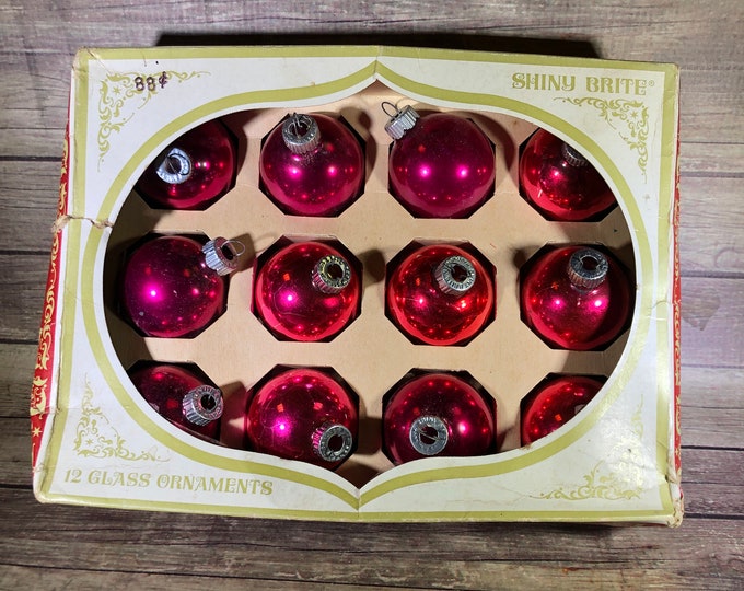 Original Vintage Shiny Brite Box of Christmas Ornaments All 12 Balls ...