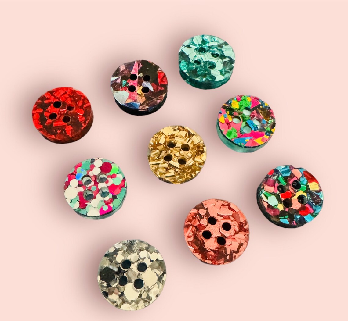 BUTTONS CHUNKY GLITTER X 6 - 15mm - Circle Shape - Acrylic - 4 Hole ...