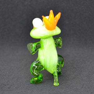 Glass Frog Figurine - Blown Glass Frog Sculpture - Frog Gift Ideas ...