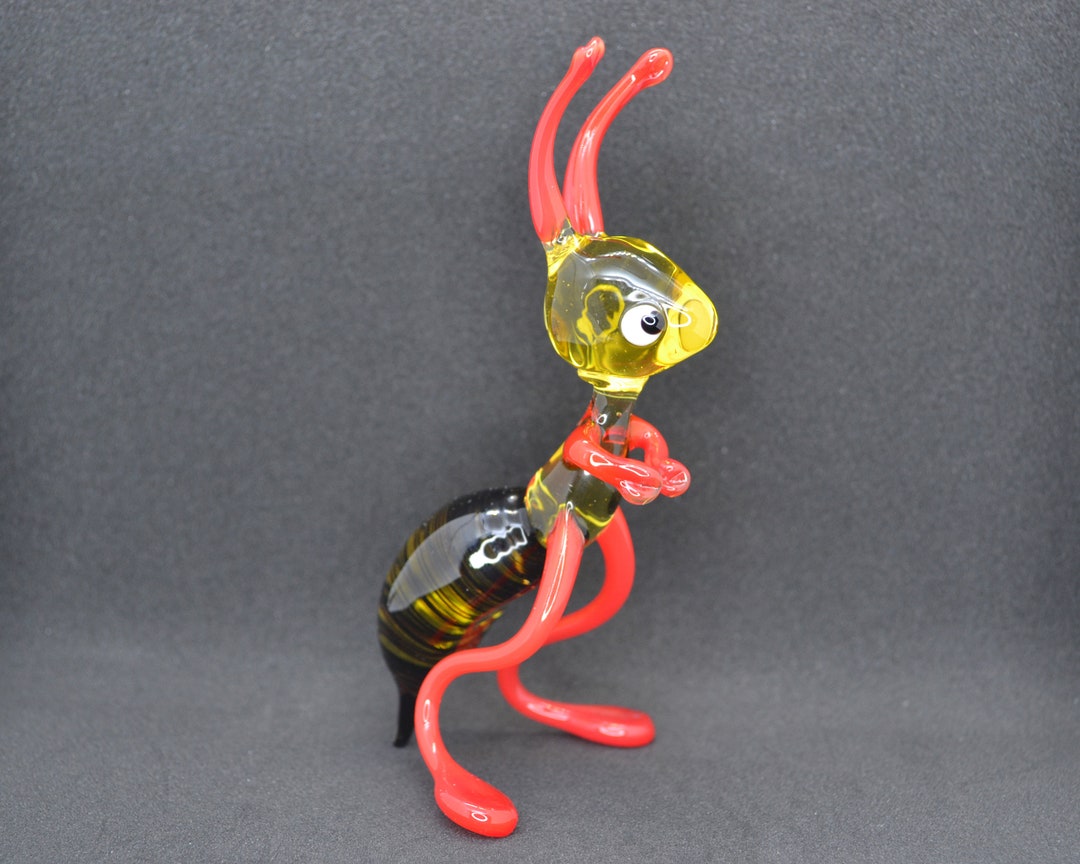 Red Glass Ant Figurine Blown Glass Ant Sculpture Collectible Ant ...