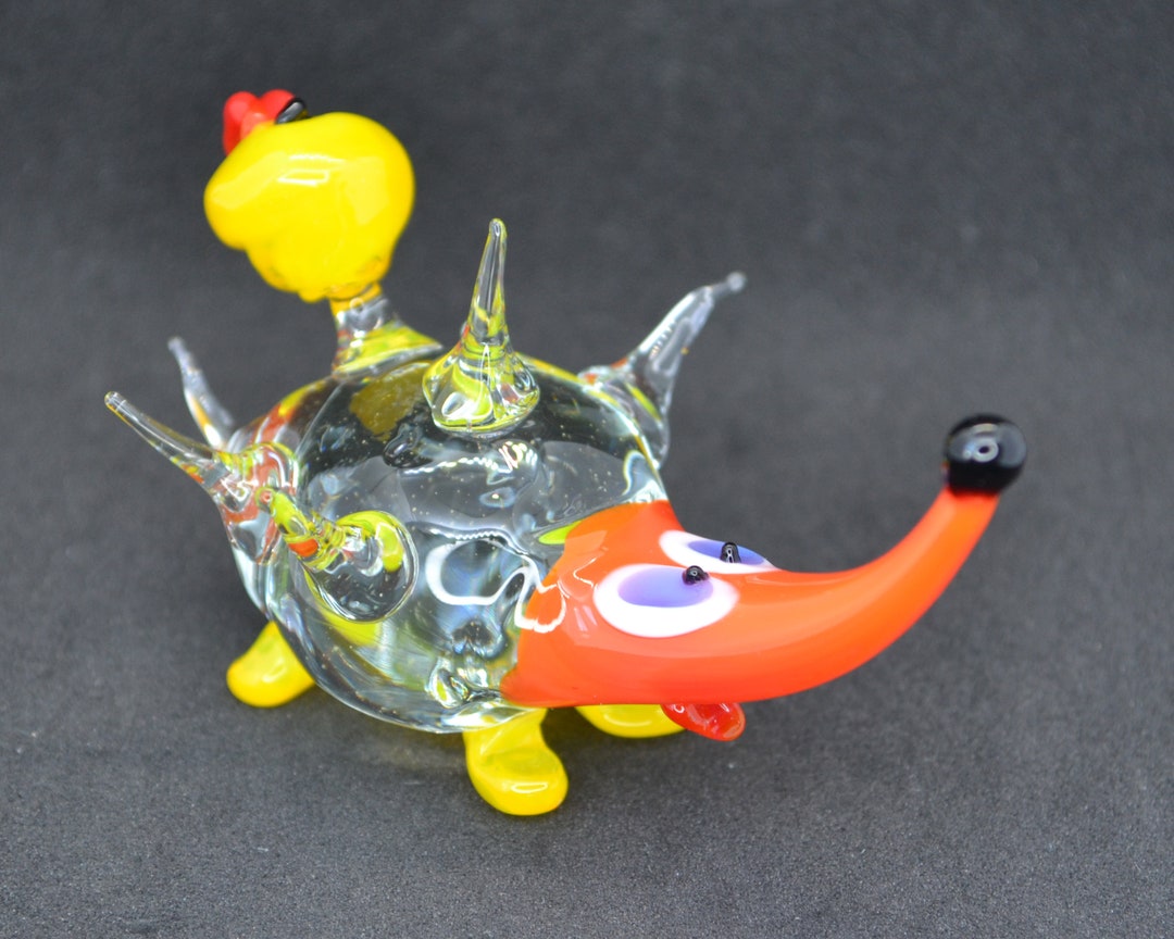Glass Hedgehog Statue - Collectible Glass Hedgehog Ornament - Clear ...
