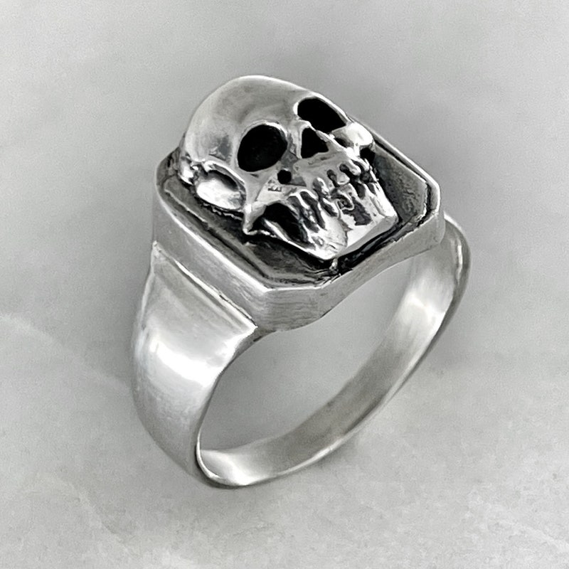 Skull Ring - Etsy
