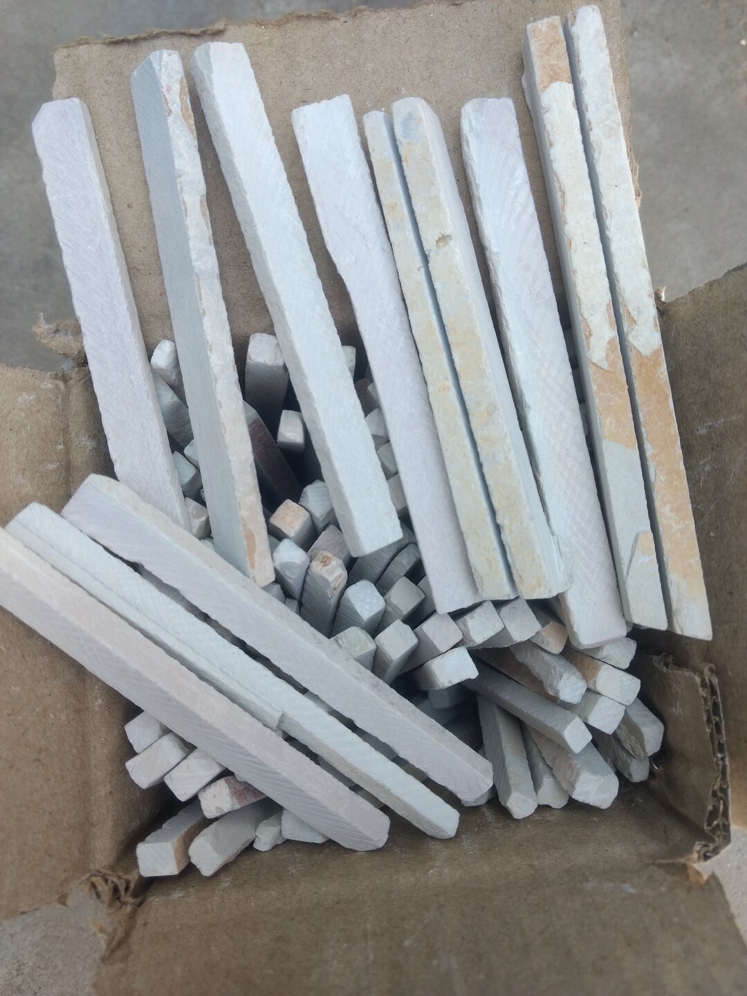 Premium 1kg White Slate Pencils Set - Natural Thick Slate Product ...