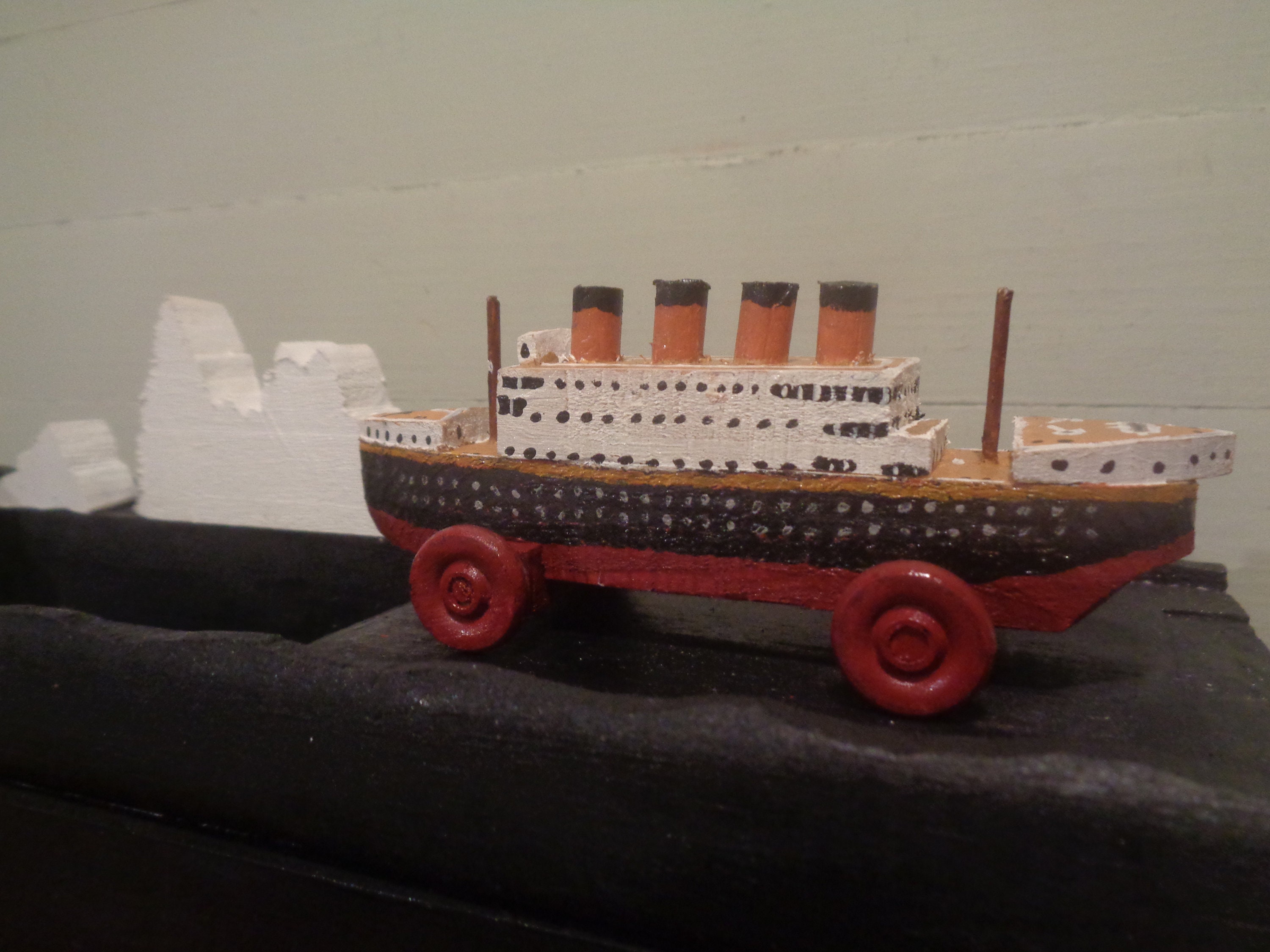 The Sinking of the Titanic, A Handmade Re-creation in Wood - Etsy