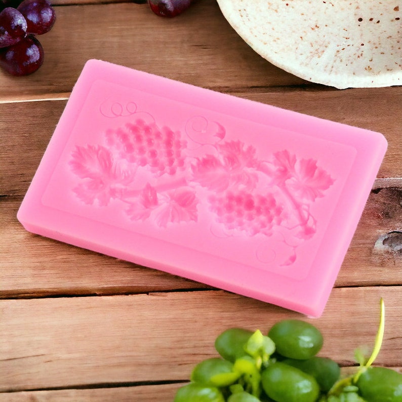 Delicate 3D Grape Sugarcraft Silicone Mold for Cake Borders Fondant ...