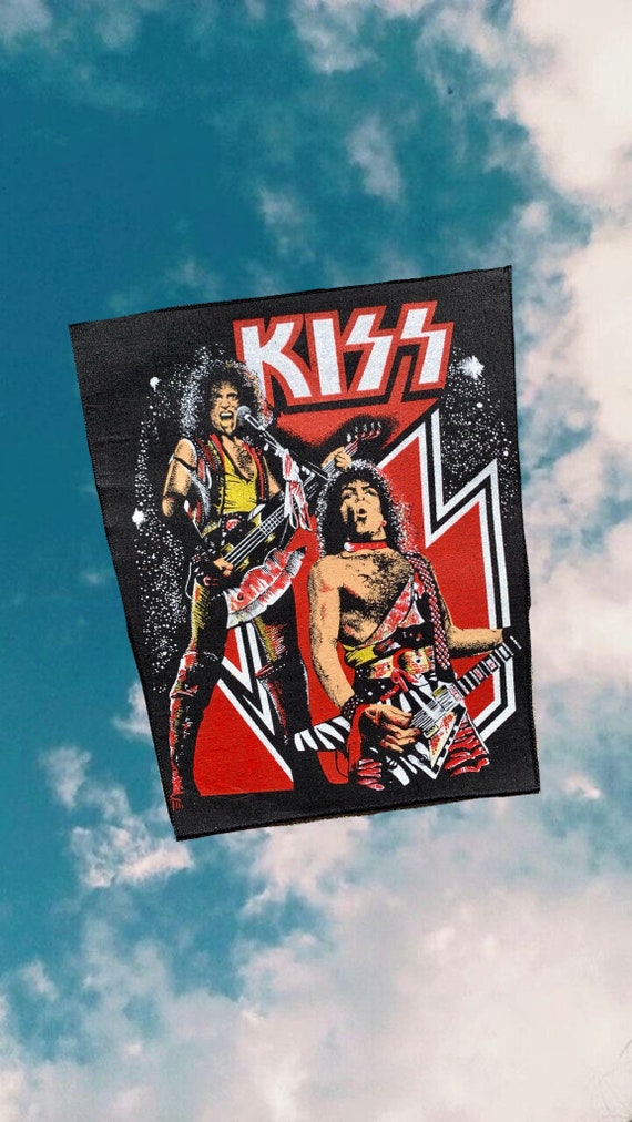 rare vintage kiss back - Gem