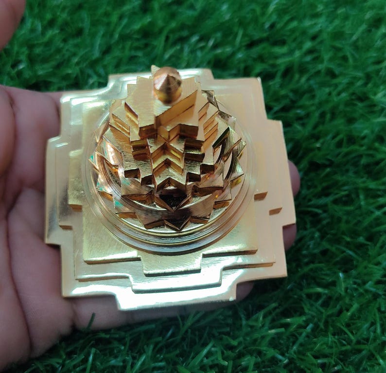 Meru Shri Yantra Hindu Ancient Design Made in Ashtadhatu Metal Gold ...