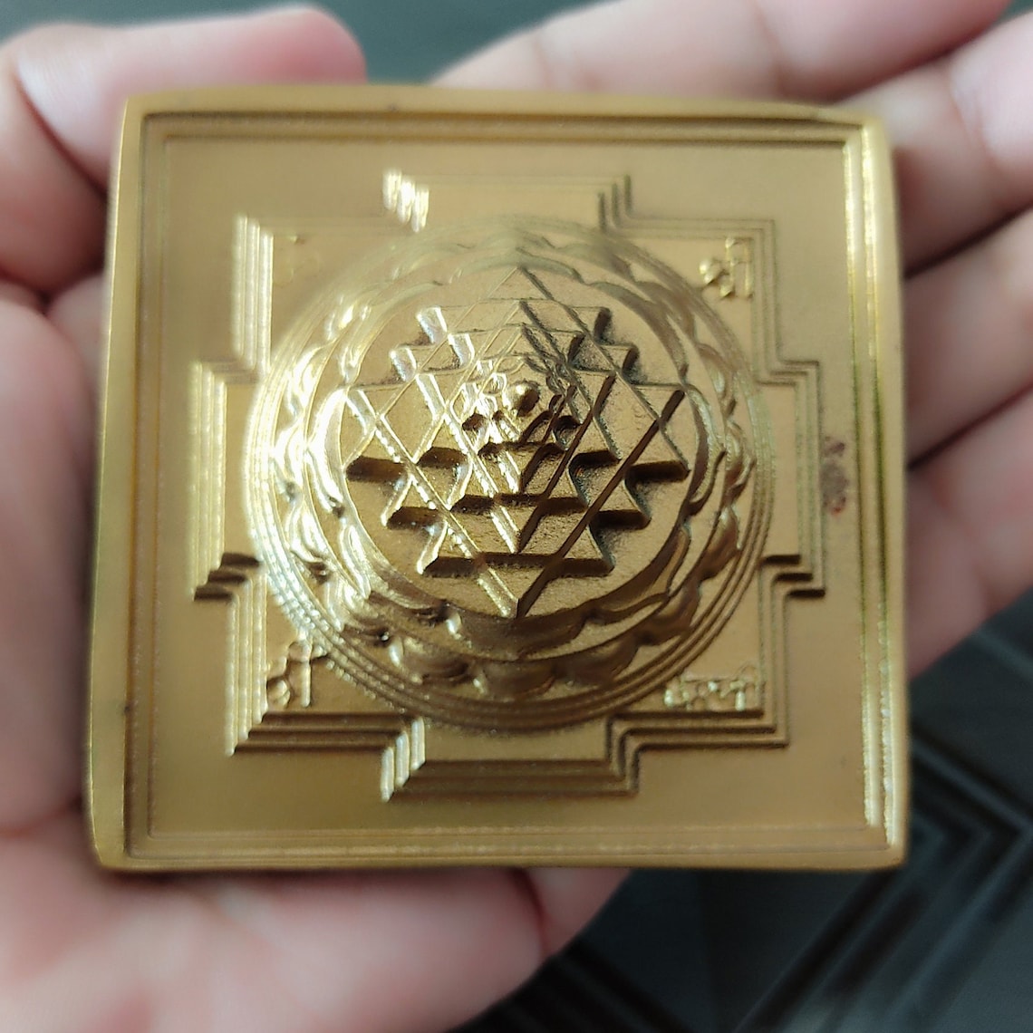 Meru Shri Yantra Shree Chakra Made From Panchdhathu Metal Symbolizes ...