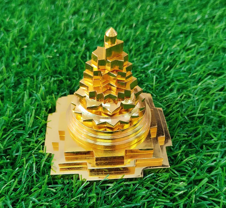 Meru Shri Yantra Hindu Ancient Design Made in Ashtadhatu Metal Gold ...