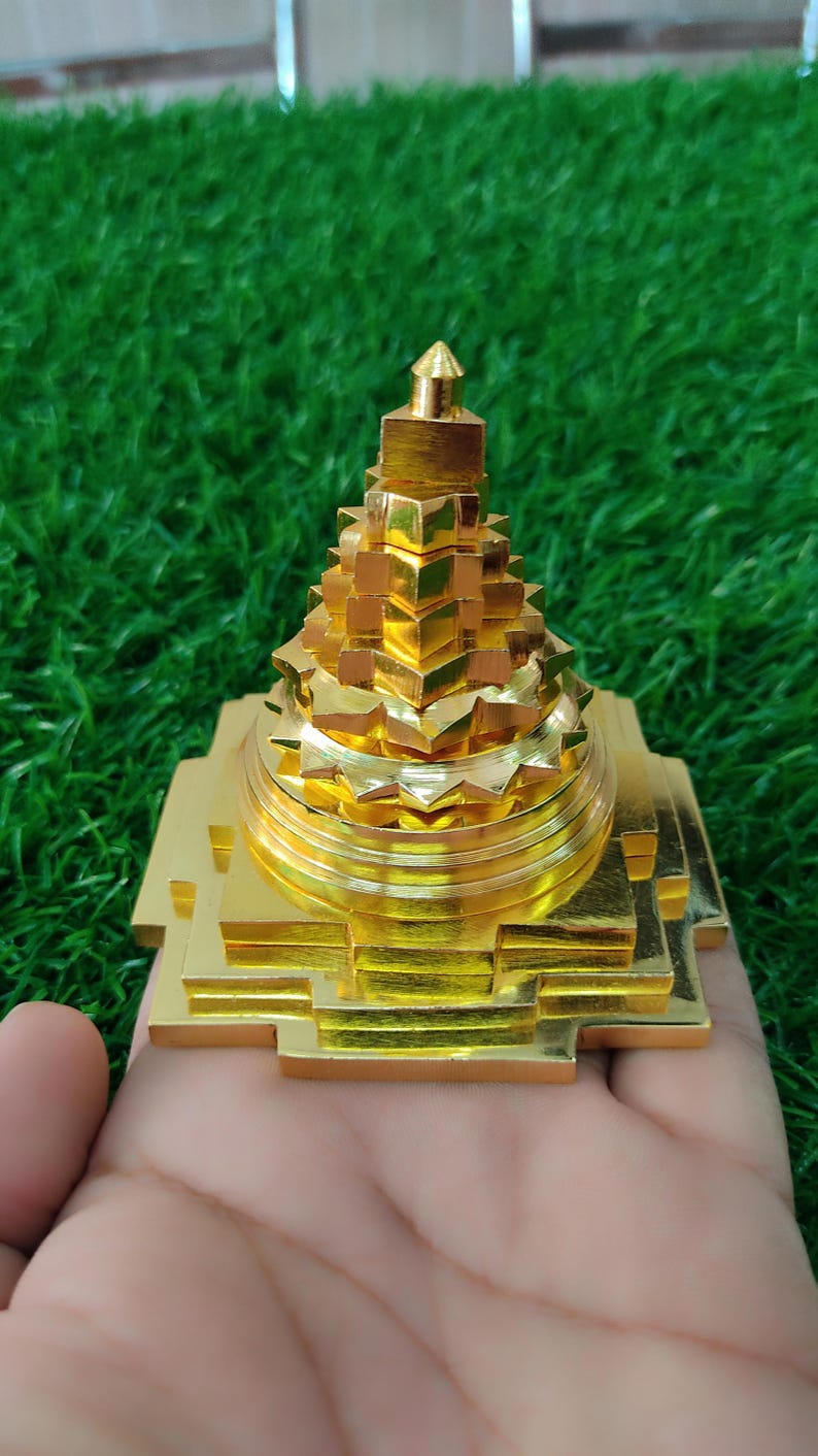 Meru Shri Yantra Hindu Ancient Design Made in Ashtadhatu Metal Gold ...