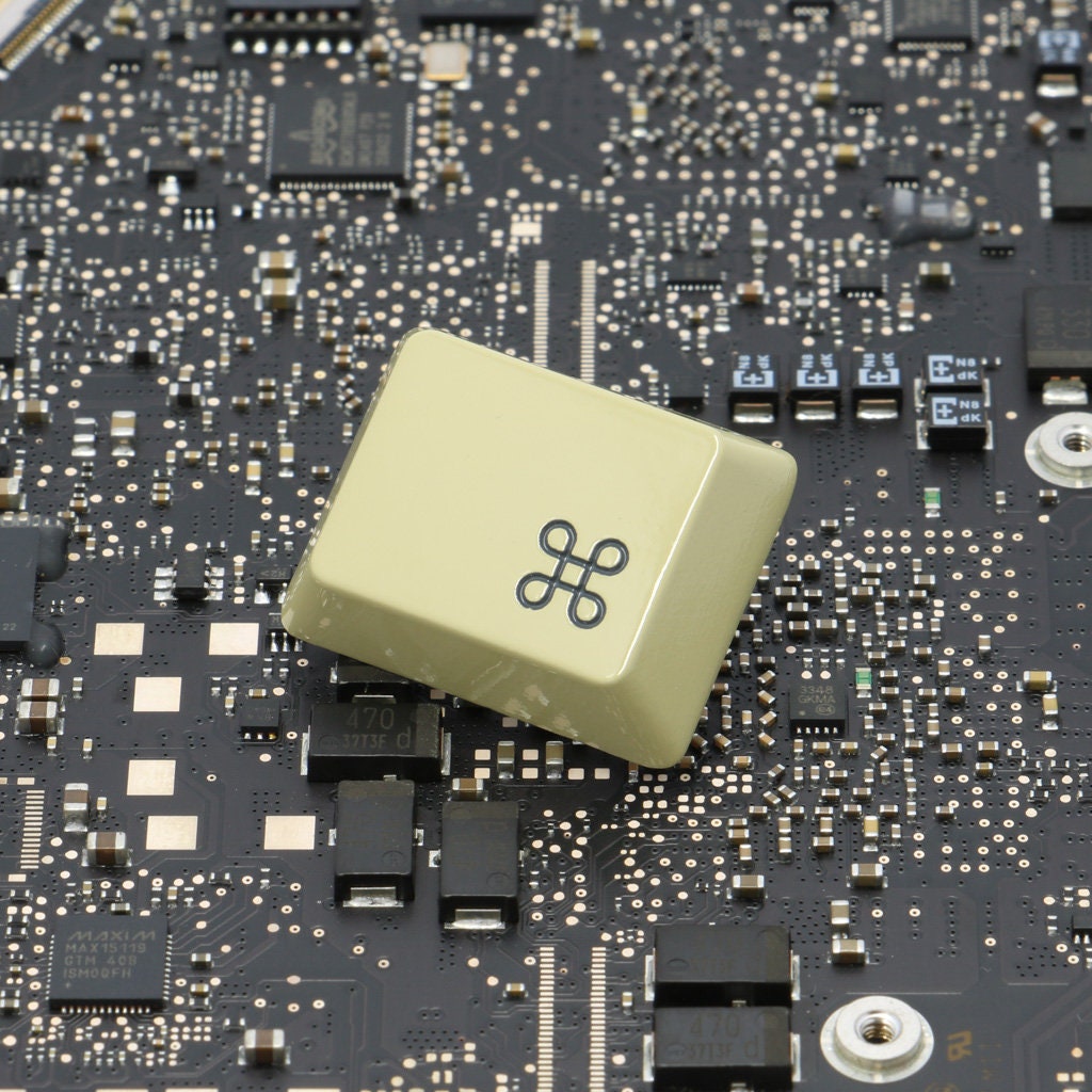 3D Beige Command Key Apple Mac Enamel Pin / Magnet | Etsy