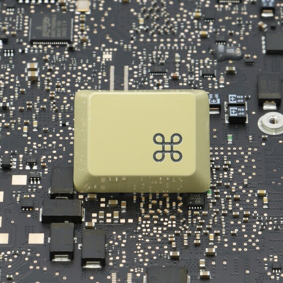 3D Beige Command Key Apple Mac Enamel Pin / Magnet | Etsy